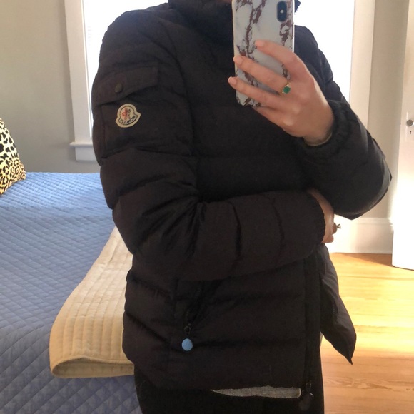 Moncler | Jackets & Coats | Navy Blue Moncler Short Puffer Jacket ...
